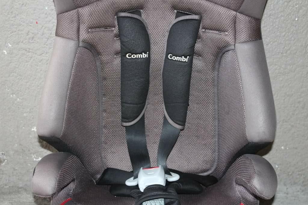 Combi Joytrip 2 in 1 Toddler and Booster Baby Car Seat, Babies & Kids, Going Out, Car Seats on ...