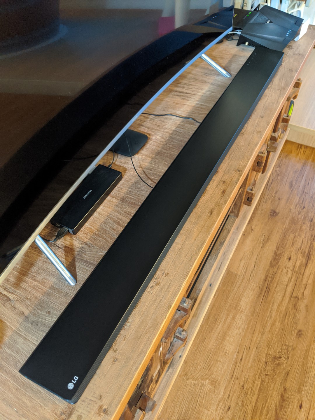 LG SJ8 Sound bar and woofer, Audio, Soundbars, Speakers & Amplifiers on ...