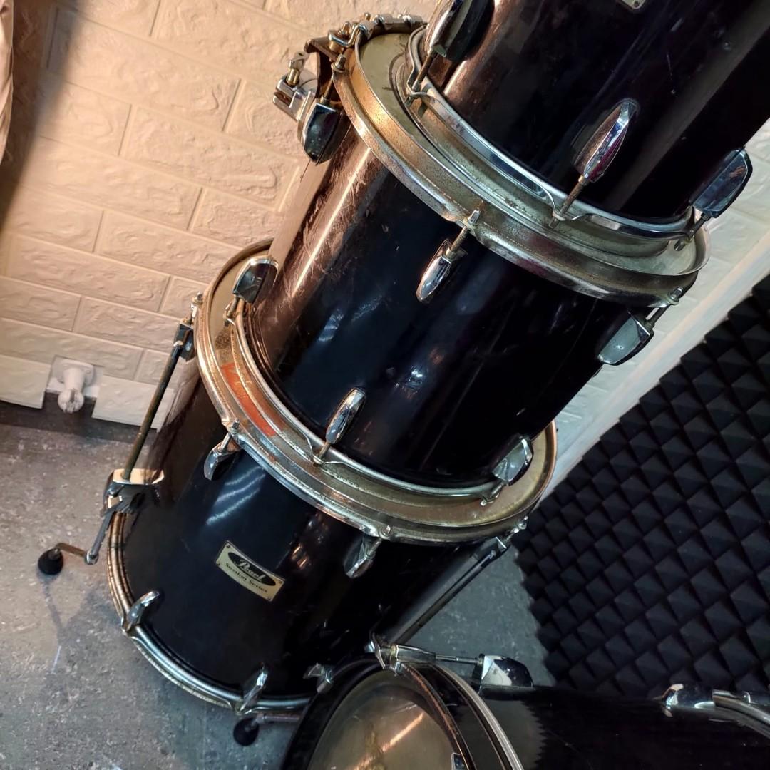 Pearl session series jazz drum set, 興趣及遊戲, 音樂樂器 & 配件, 樂器 - Carousell