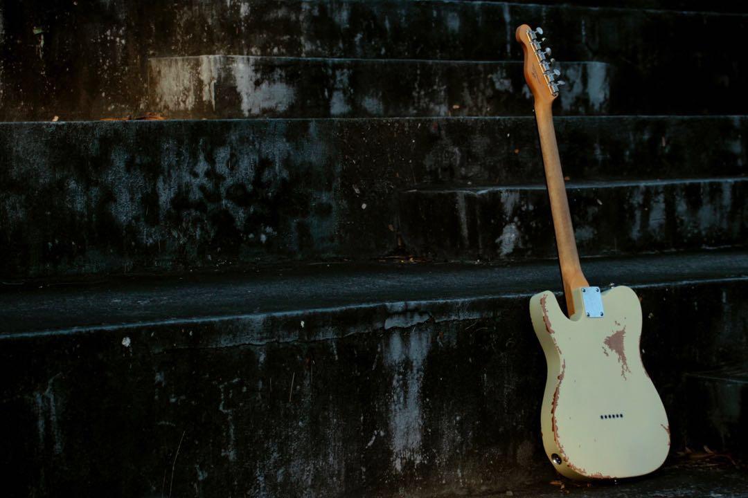 Vintage V62 Telecaster Distressed Version, Hobbies & Toys, Music ...