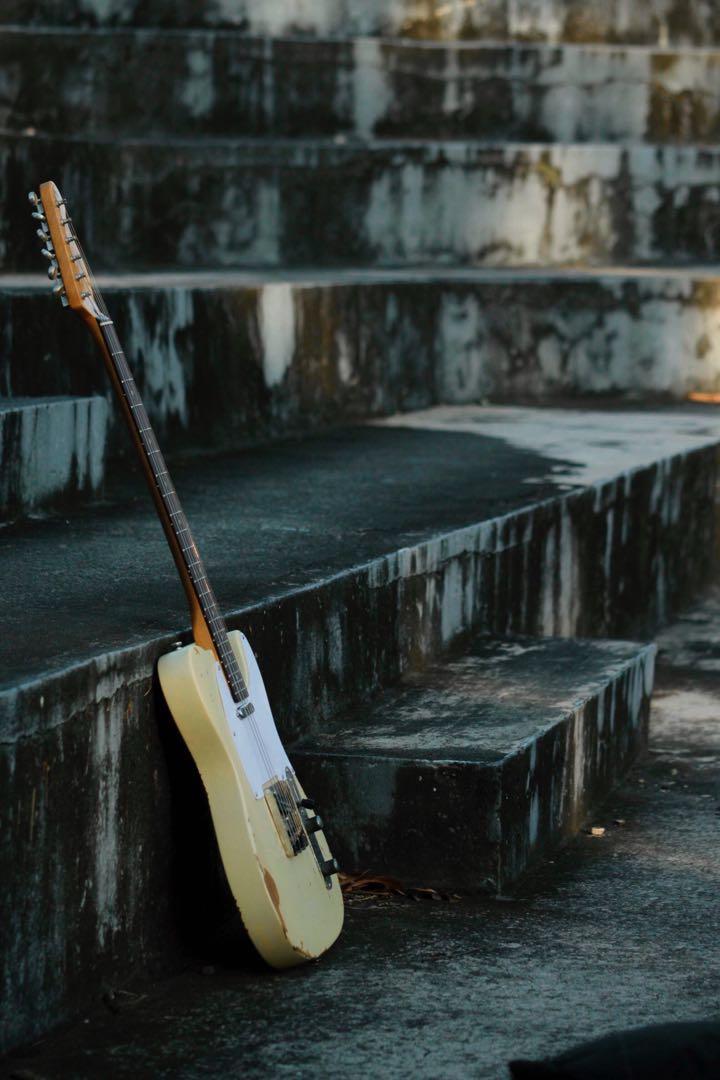 Vintage V62 Telecaster Distressed Version, Hobbies & Toys, Music ...