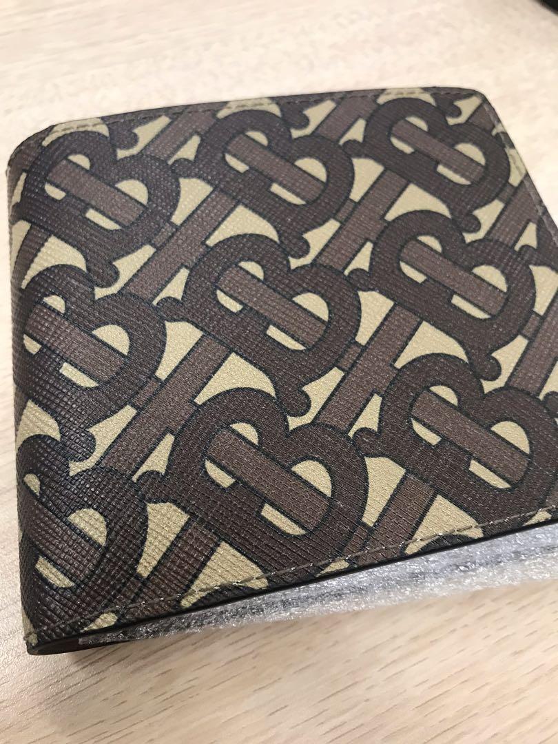 Burberry TB Monogram Bifold Wallet, 名牌, 手袋及銀包 - Carousell