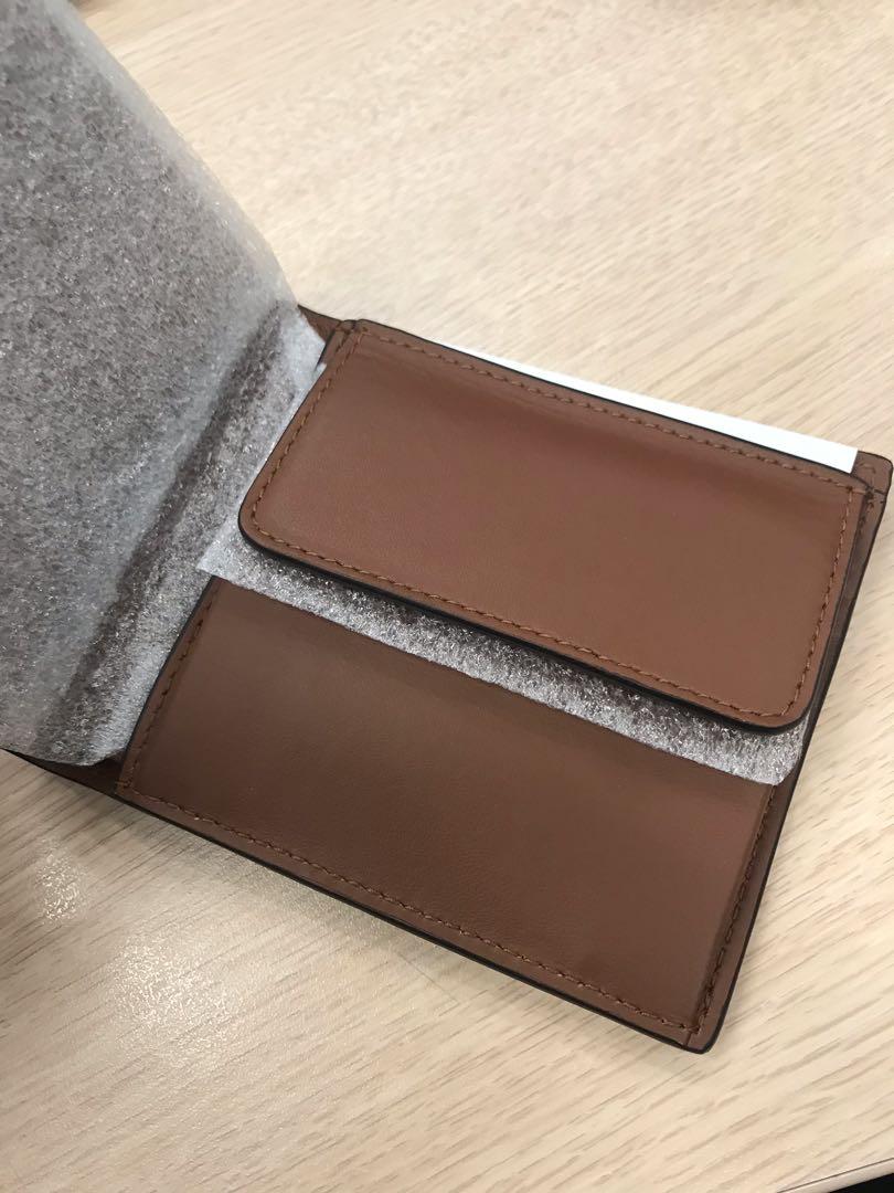 Burberry TB Monogram Bifold Wallet, 名牌, 手袋及銀包 - Carousell