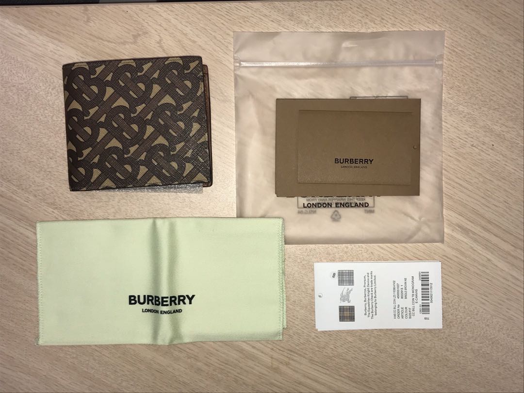 Burberry TB Monogram Bifold Wallet, 名牌, 手袋及銀包 - Carousell