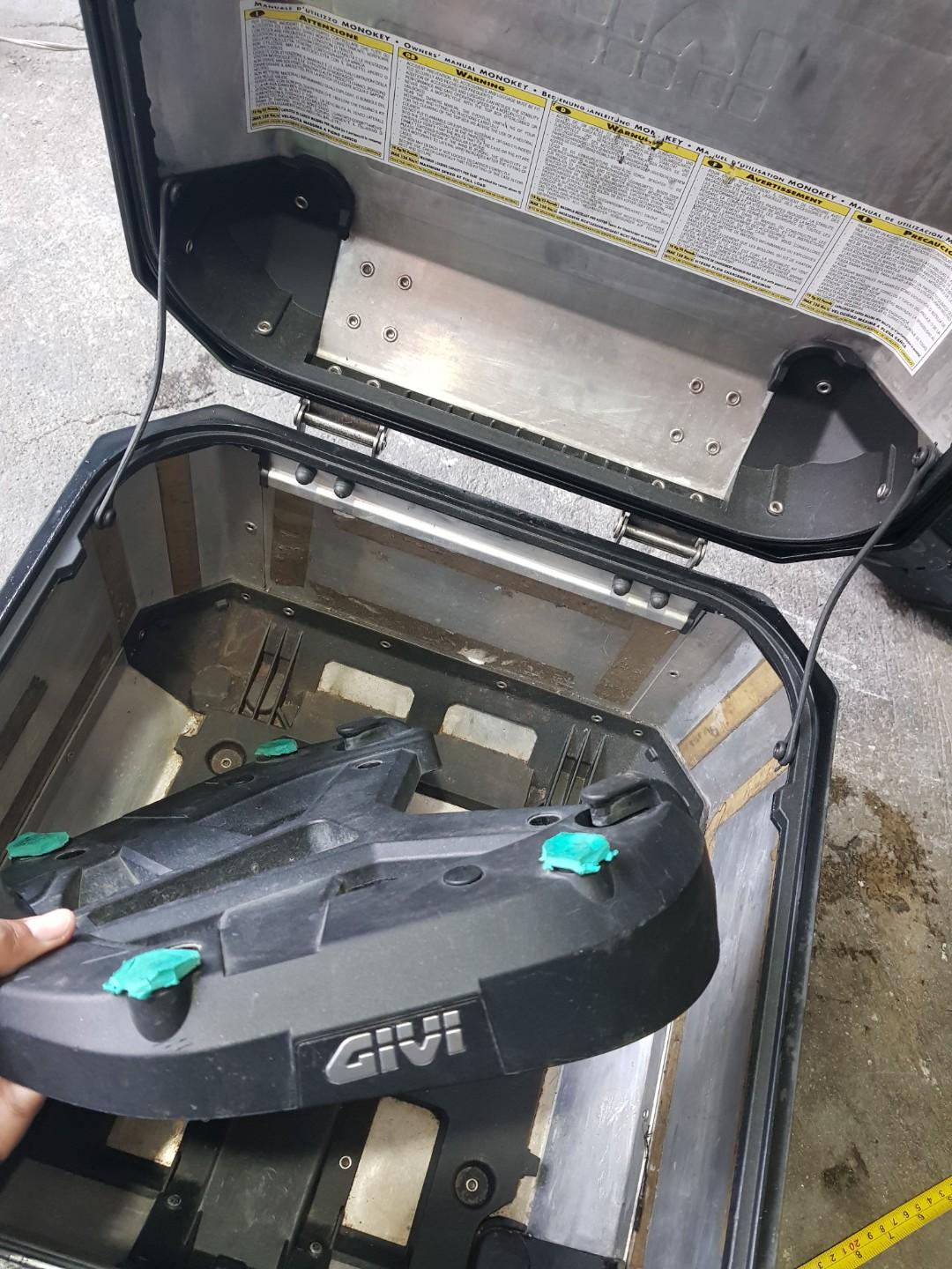 Givi Trekker Outback Alloy Box nmax aerox cbr duke ninja, Motorbikes ...