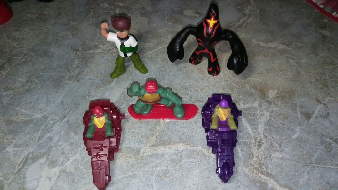 Set ben ten and ninja turtles, Babies & Kids, Going Out, Other Babies ...