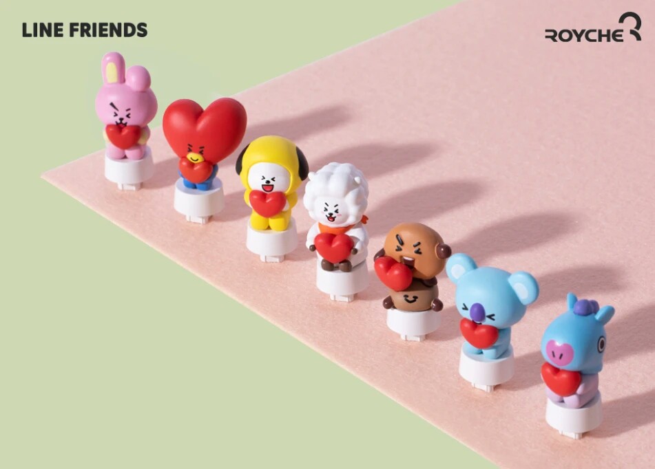 BT21 Figure Retro Keyboard x Royche Wireless Retro Keyboard, Hobbies & Toys, Memorabilia ...