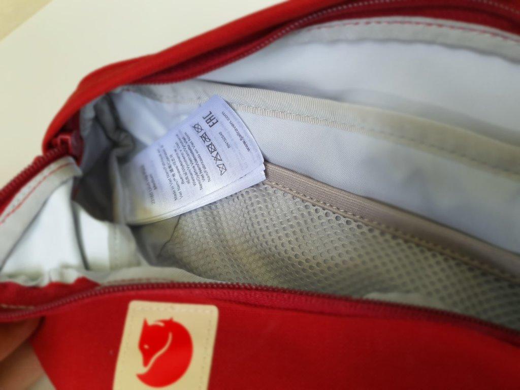 Fjallraven Bergshell, Women's Fashion, Bags & Wallets, Cross-body Bags ...