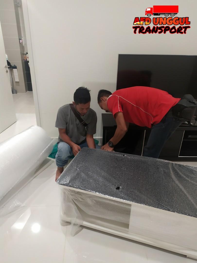 Lori Angkat Barang, Services, Home Services, Movers & Delivery on Carousell