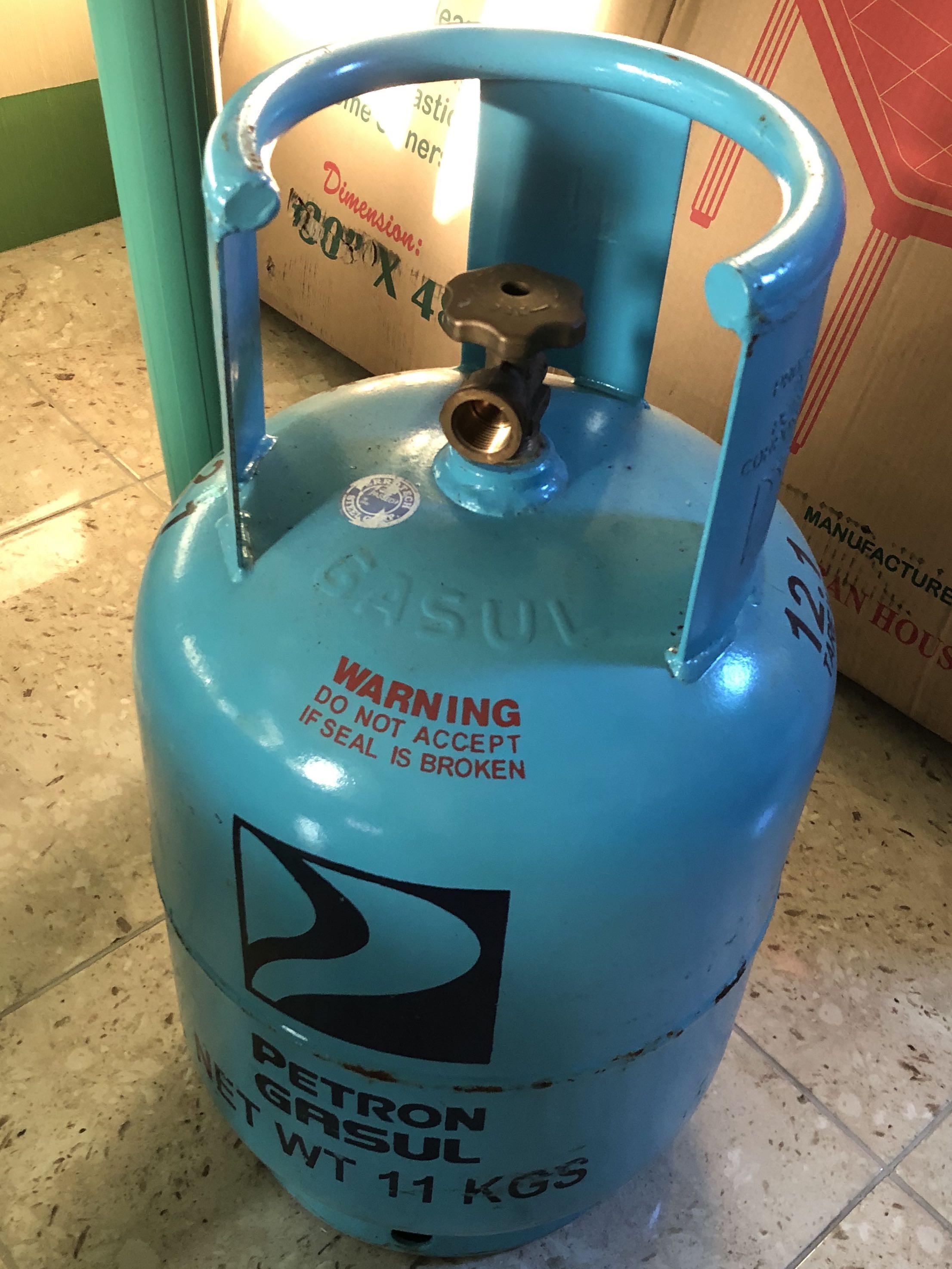 REPRICED!! PETRON GASUL LPG, Furniture & Home Living, Kitchenware ...