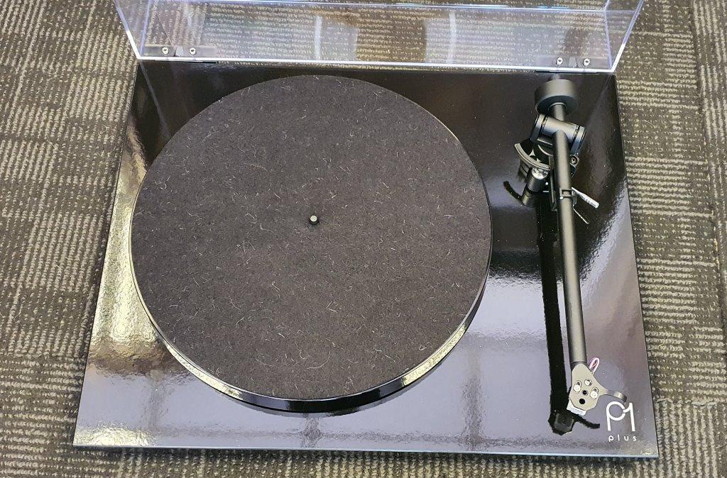 Rega P1 plus turntable, Audio, Other Audio Equipment on Carousell