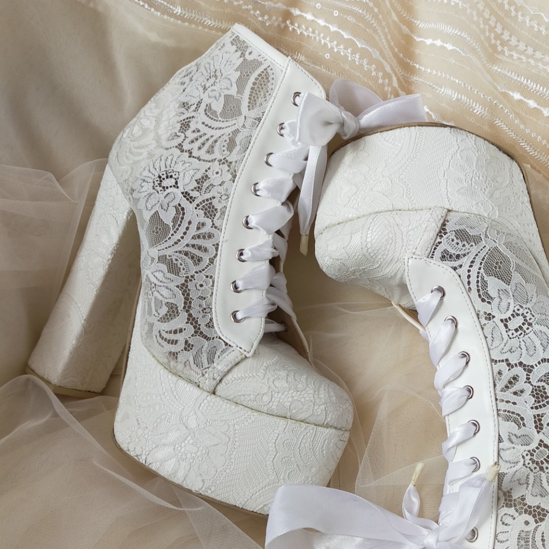 Vintage style Lace Boots, Women's Fashion, Footwear, Boots on Carousell