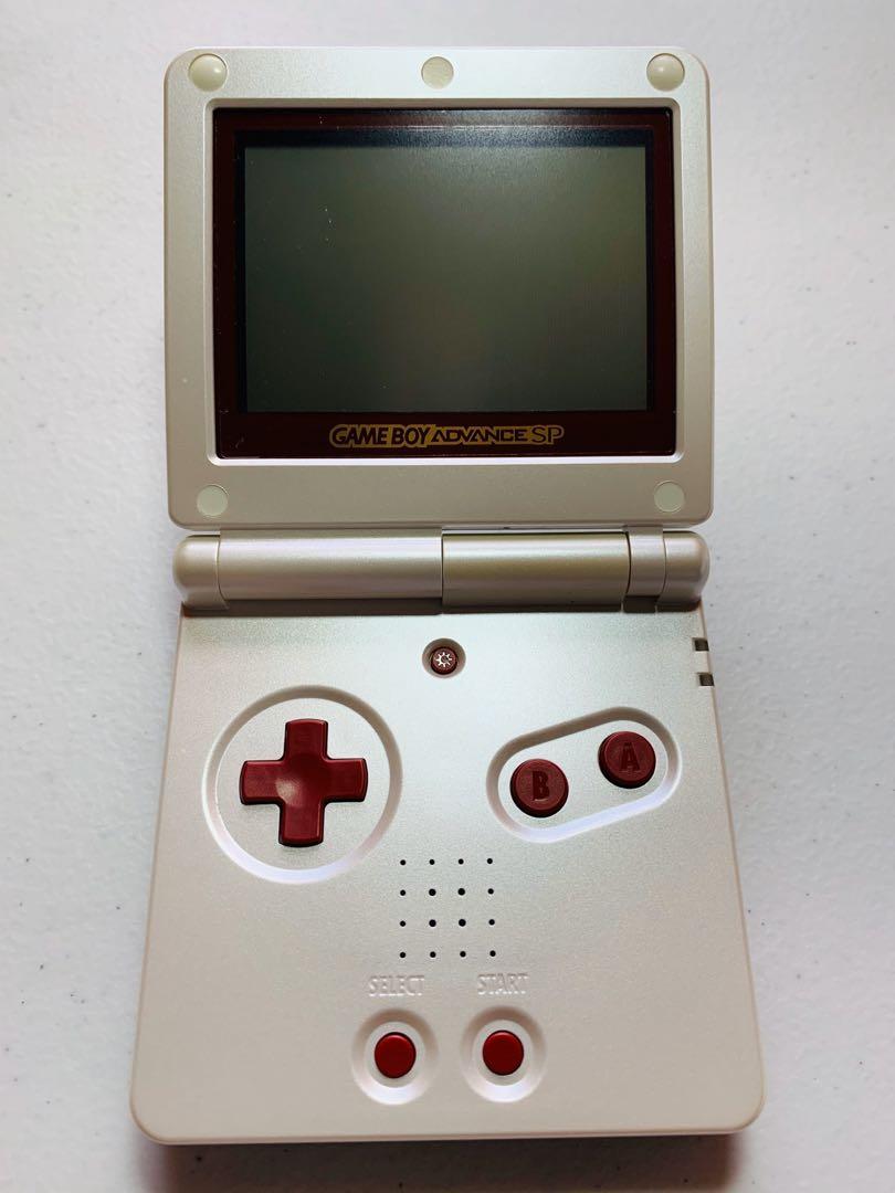 Nintendo Gameboy Advance SP Famicom version Japan, Video Gaming, Video ...