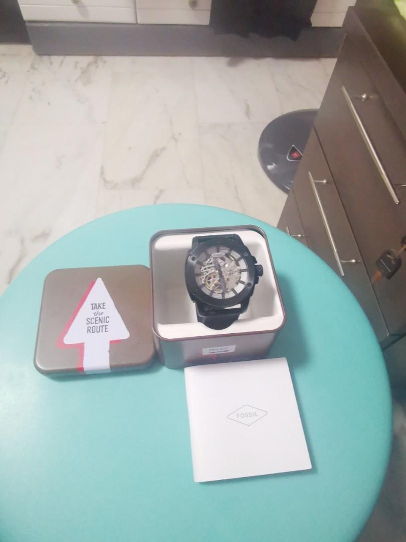 Selling fossil leather watch me3134, Mobile Phones & Gadgets, Wearables ...