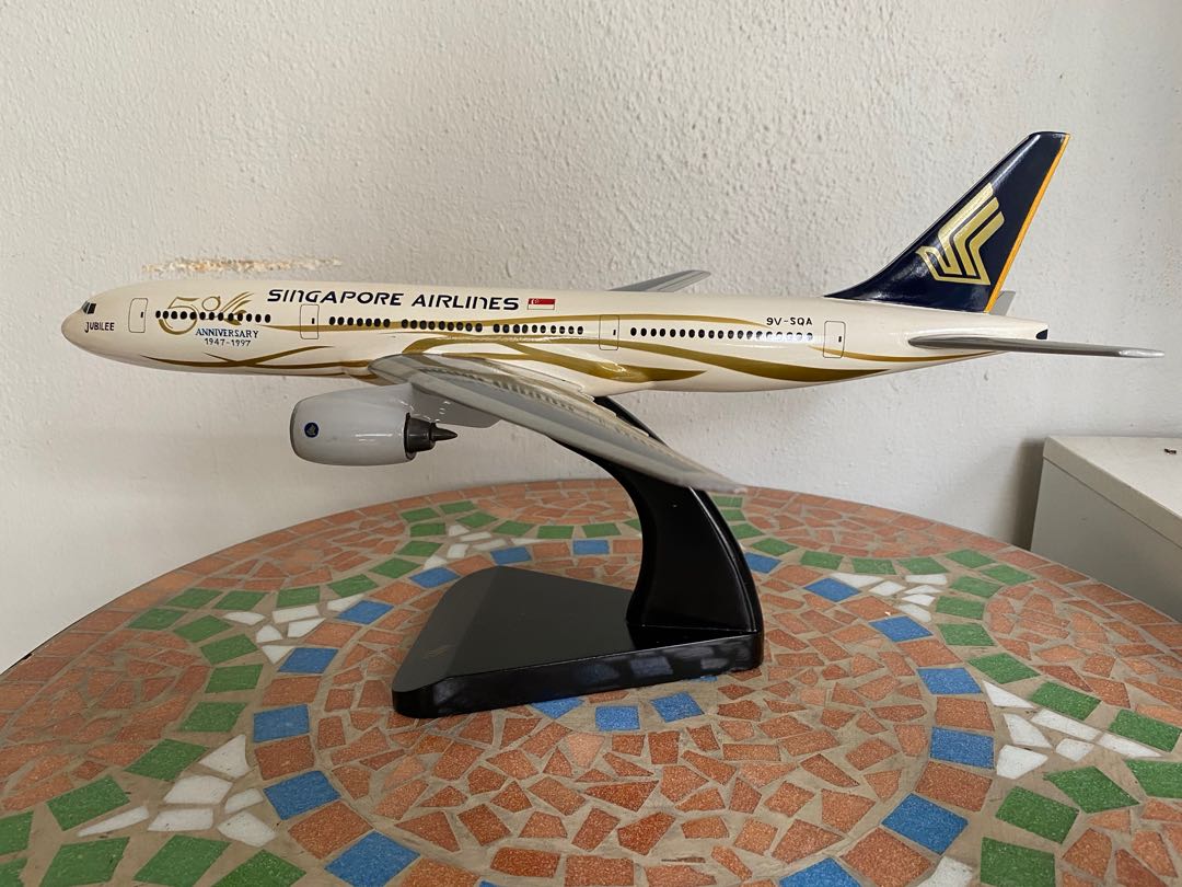 Airplane Model SIA B777-200 50th Year Anniversary Colours, Design ...
