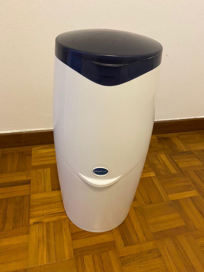 Angelcare nappy disposal unit, Babies & Kids, Bathing & Changing ...
