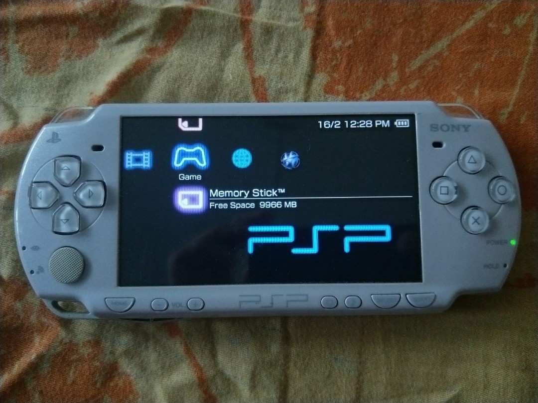 Modded PSP 2000, Video Gaming, Video Game Consoles, PlayStation on ...
