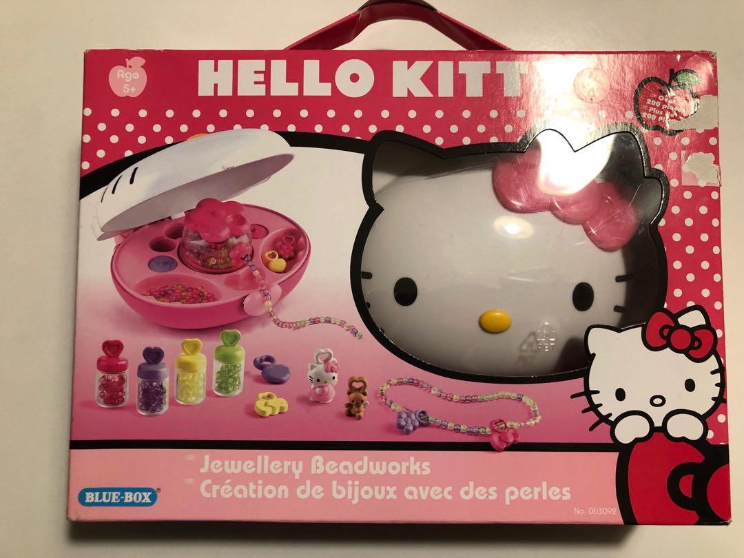 New Hello Kitty toy accessories box 全新手飾箱, 兒童＆孕婦用品, 玩具 - Carousell