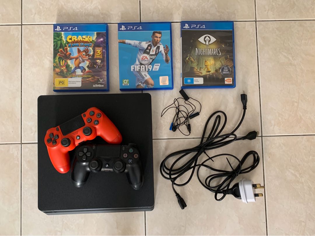 Playstation 4 Slim 1 TB + 2 controllers + 3 games, Video Gaming, Video Game Consoles ...