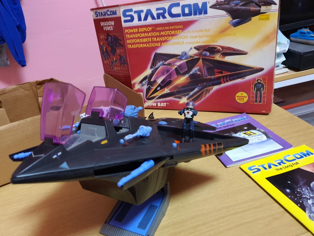 Starcom shadow bat with box with manual and 2 comic books, Hobbies ...