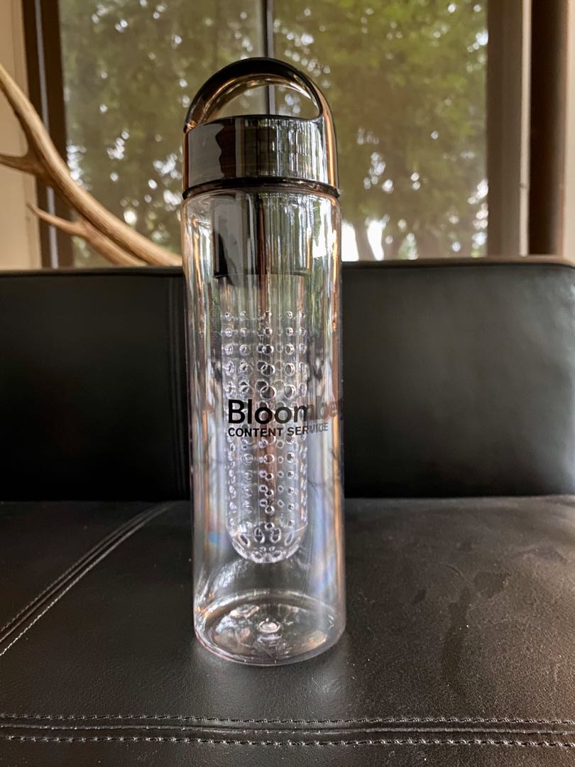 New BLOOMBERG Fruit Infuser Water Bottle with Detachable Tube for ...