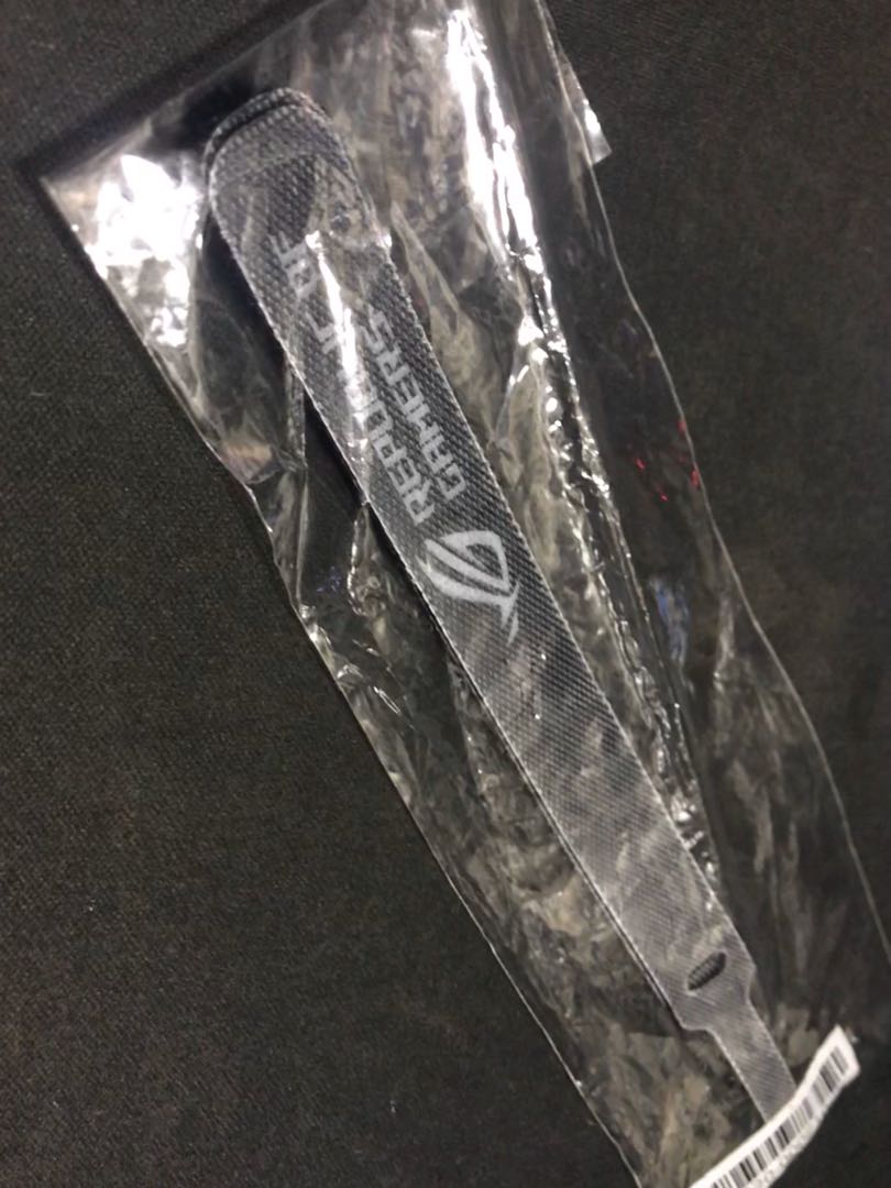 Asus rog velcro strap, Computers & Tech, Parts & Accessories, Computer ...