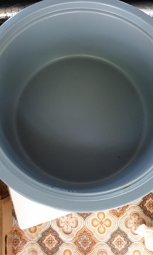 CROWN Rice Cooker 50pax, TV & Home Appliances, Kitchen Appliances ...