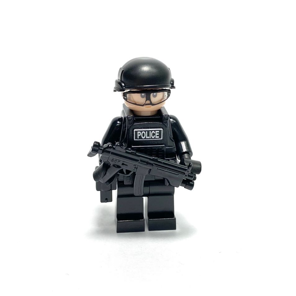 Emergency Response Team Minifigure (SPF), Hobbies & Toys, Toys & Games ...