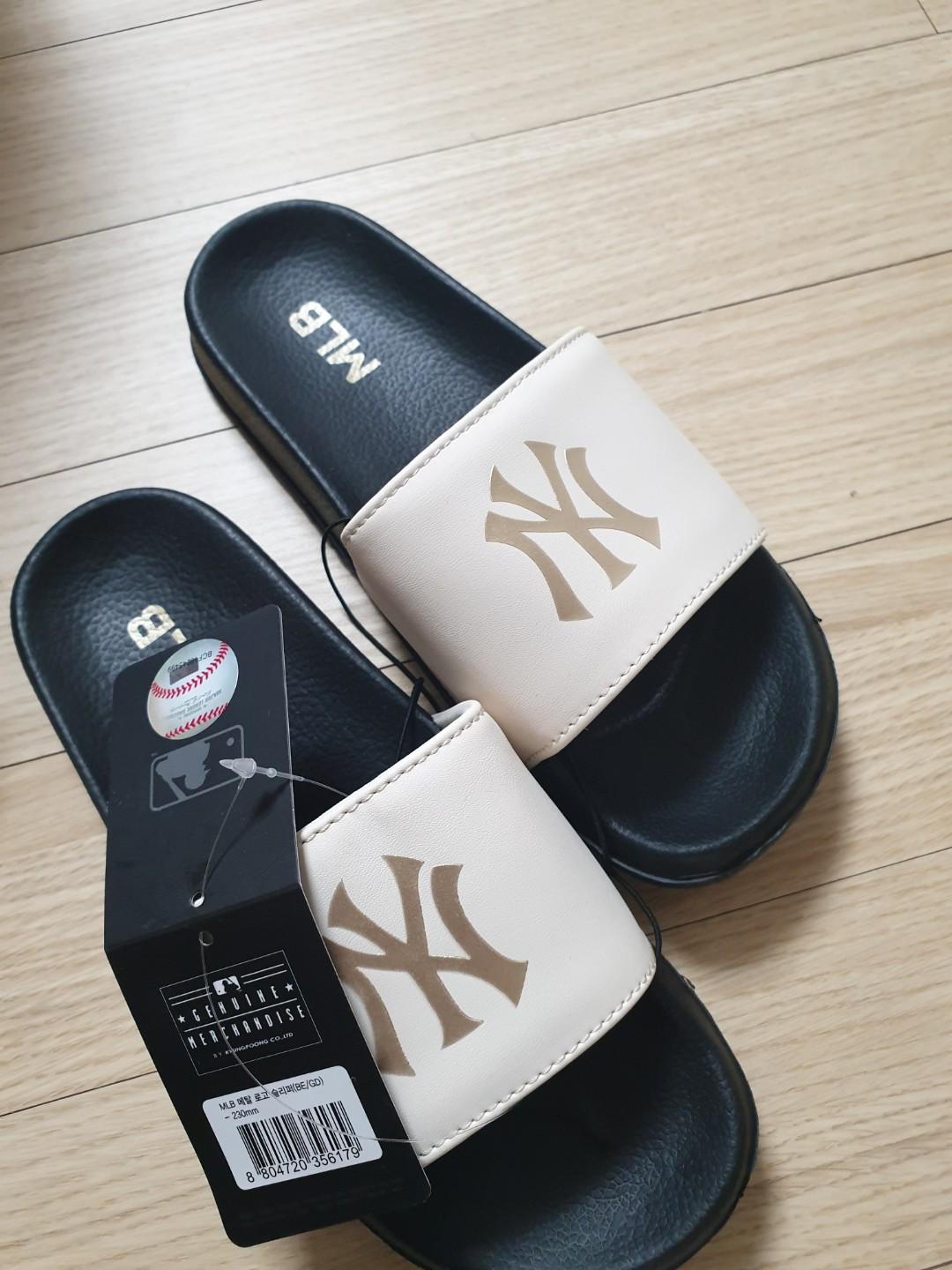 Mlb slides, Women's Fashion, Footwear, Flats & Sandals on Carousell