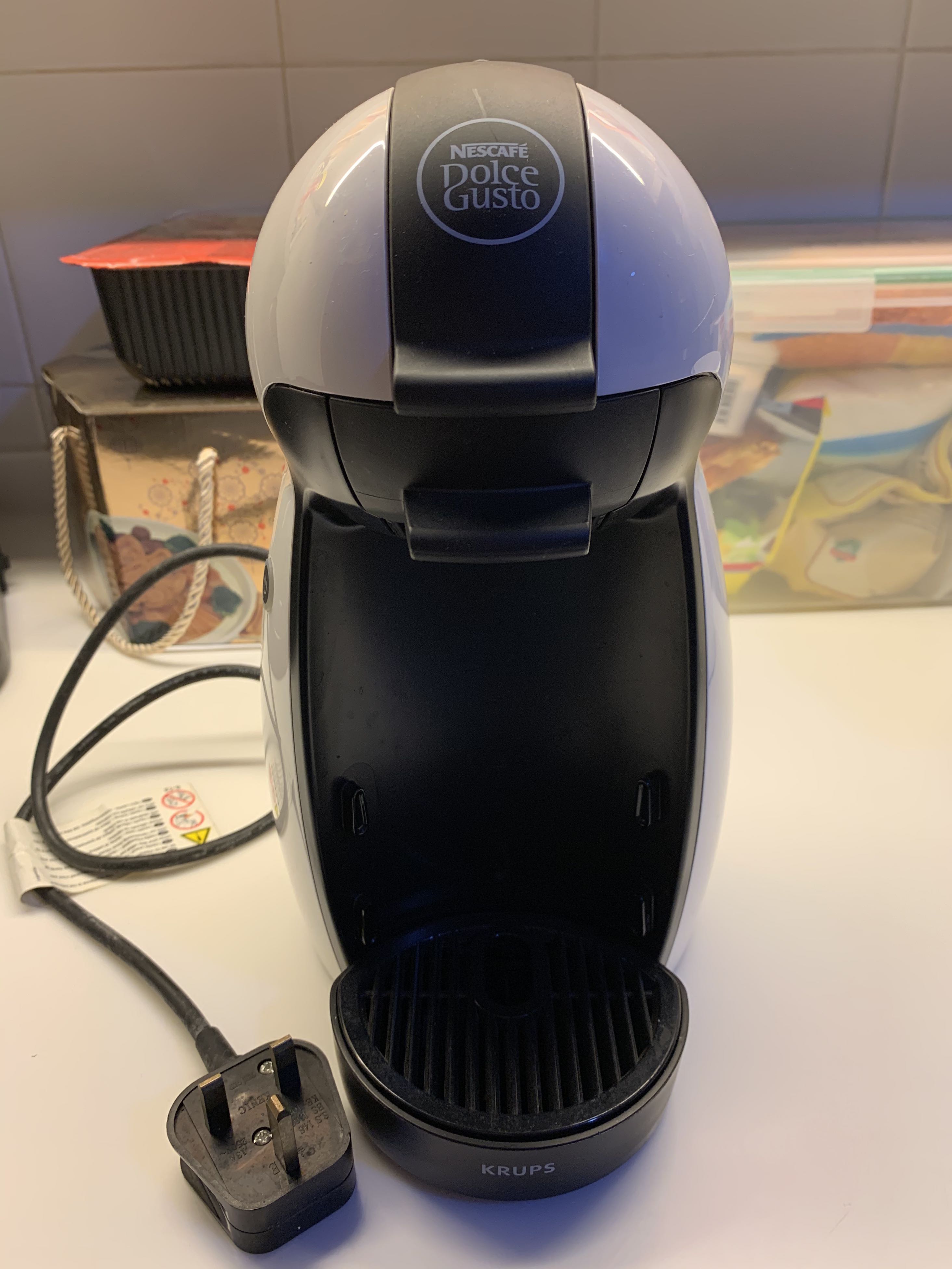 Nescafe Dolce Gusto Coffee Machine, TV & Home Appliances, Kitchen ...