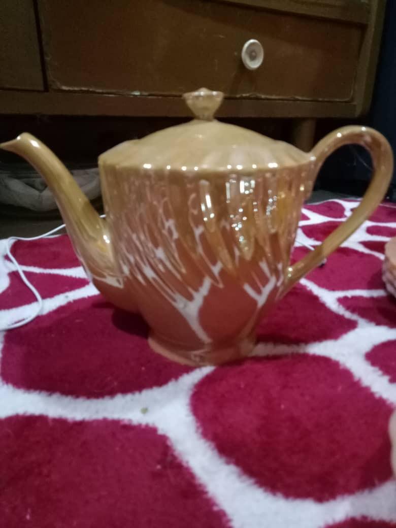 Set Cawan Antik / Vintage Set, Furniture & Home Living, Kitchenware ...