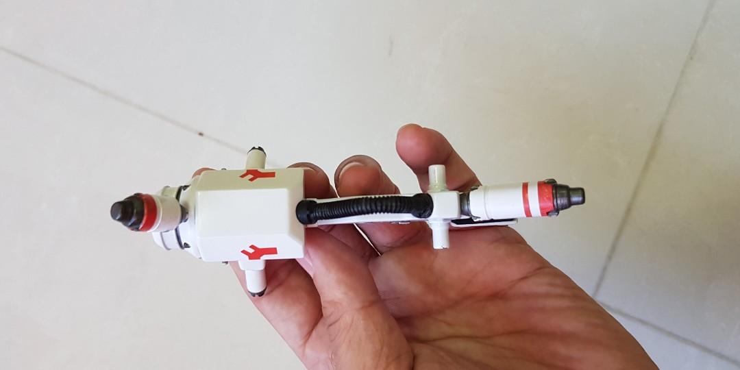 1/6 scale District 9 Alien Sonic Wave Gun One and only Prototype ...