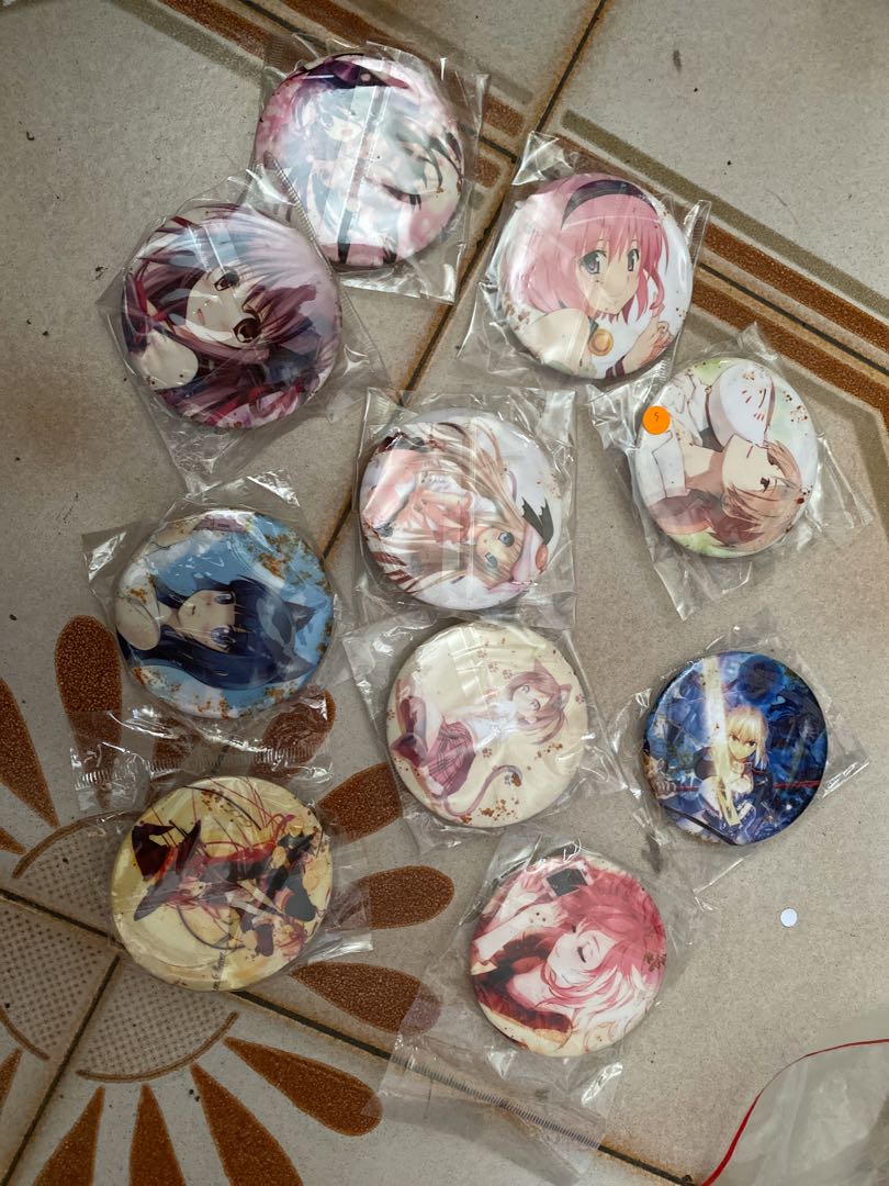 Anime badges, Hobbies & Toys, Memorabilia & Collectibles, Fan ...