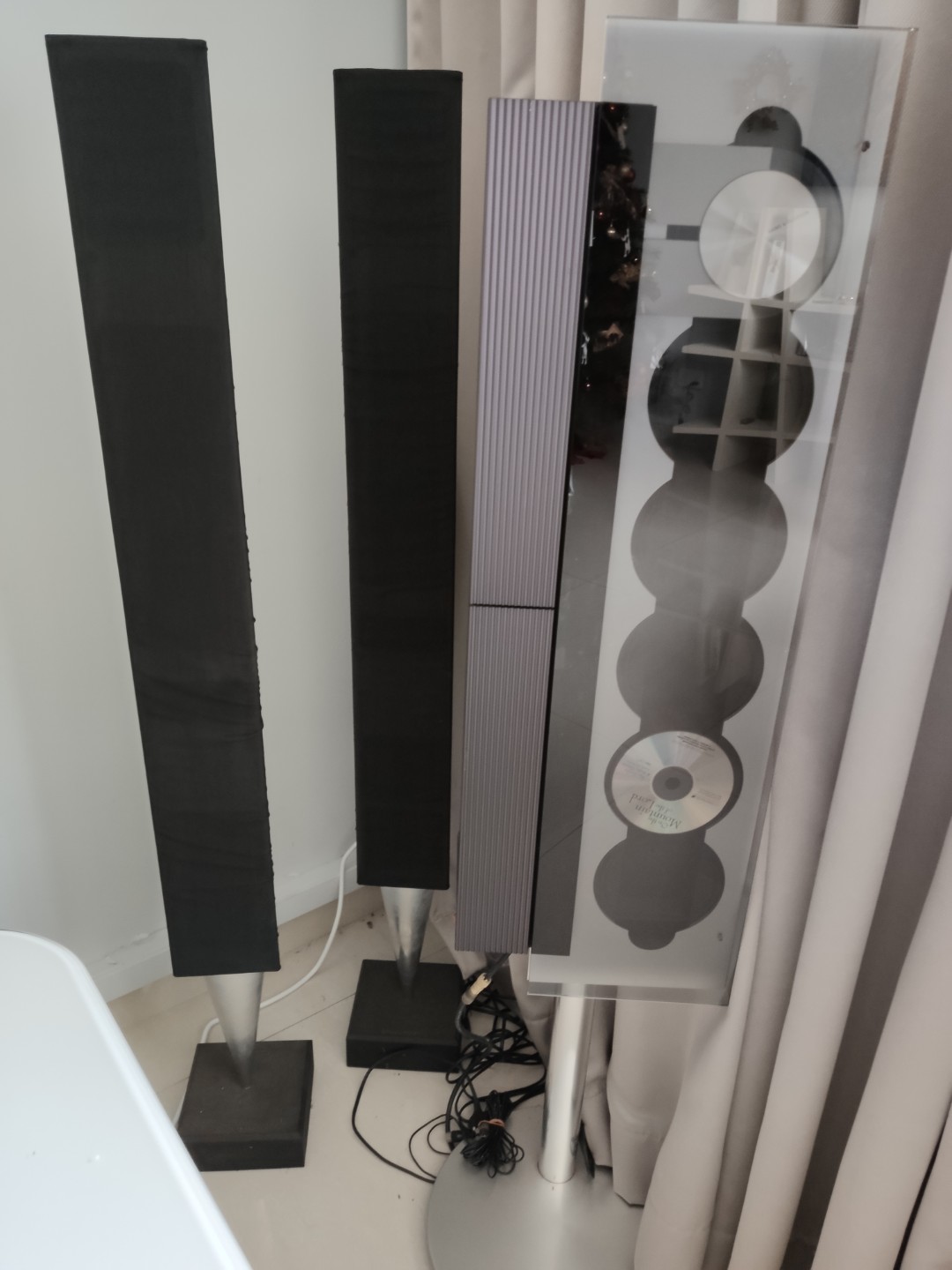 Bang & Olufsen Beo9000 & 1 Pair of Speakers, Audio, Soundbars, Speakers ...