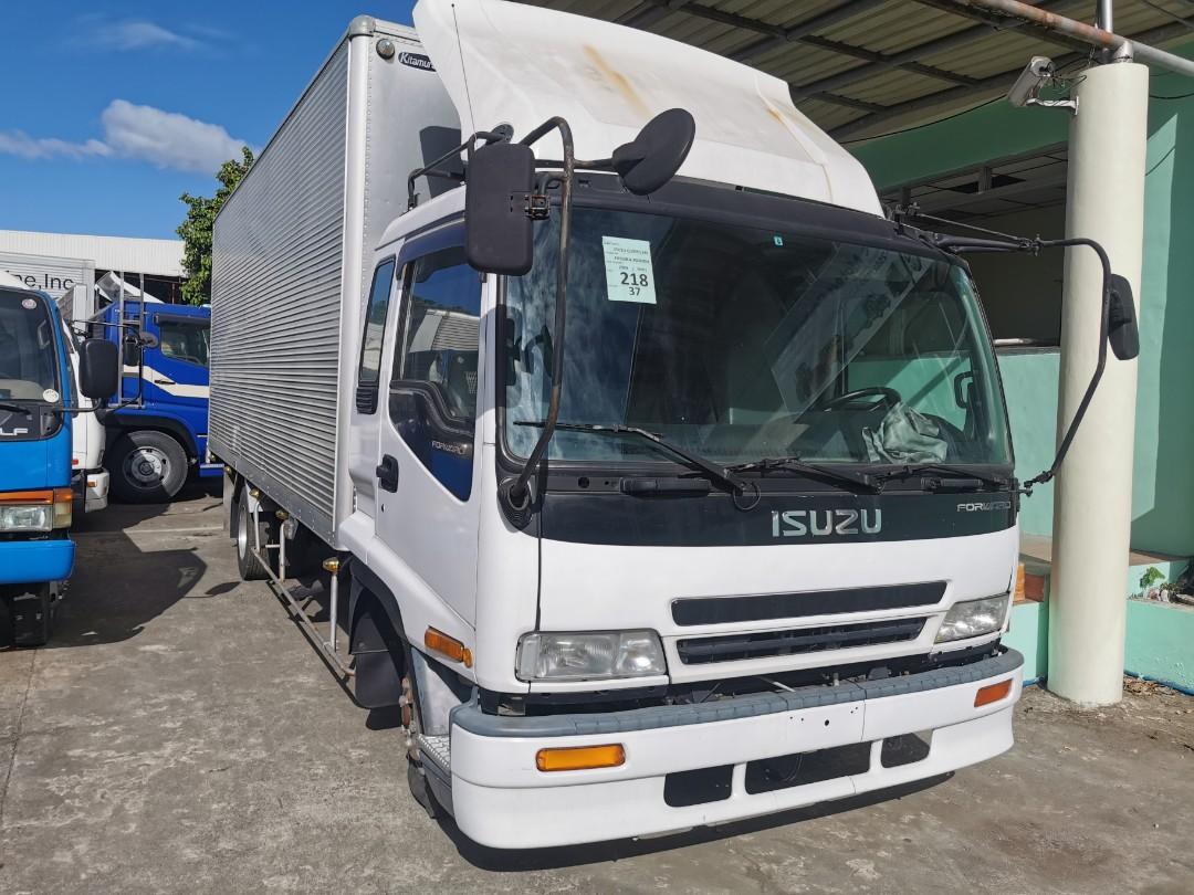 Isuzu forward close van 6w 6hk1, Special Vehicles, Heavy Vehicles on ...