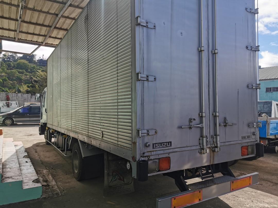 Isuzu forward close van 6w 6hk1, Special Vehicles, Heavy Vehicles on ...
