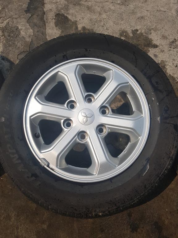 OEM / Orig 2017 Mitsubishi Strada 16 inch mags magwheels rims tires ...