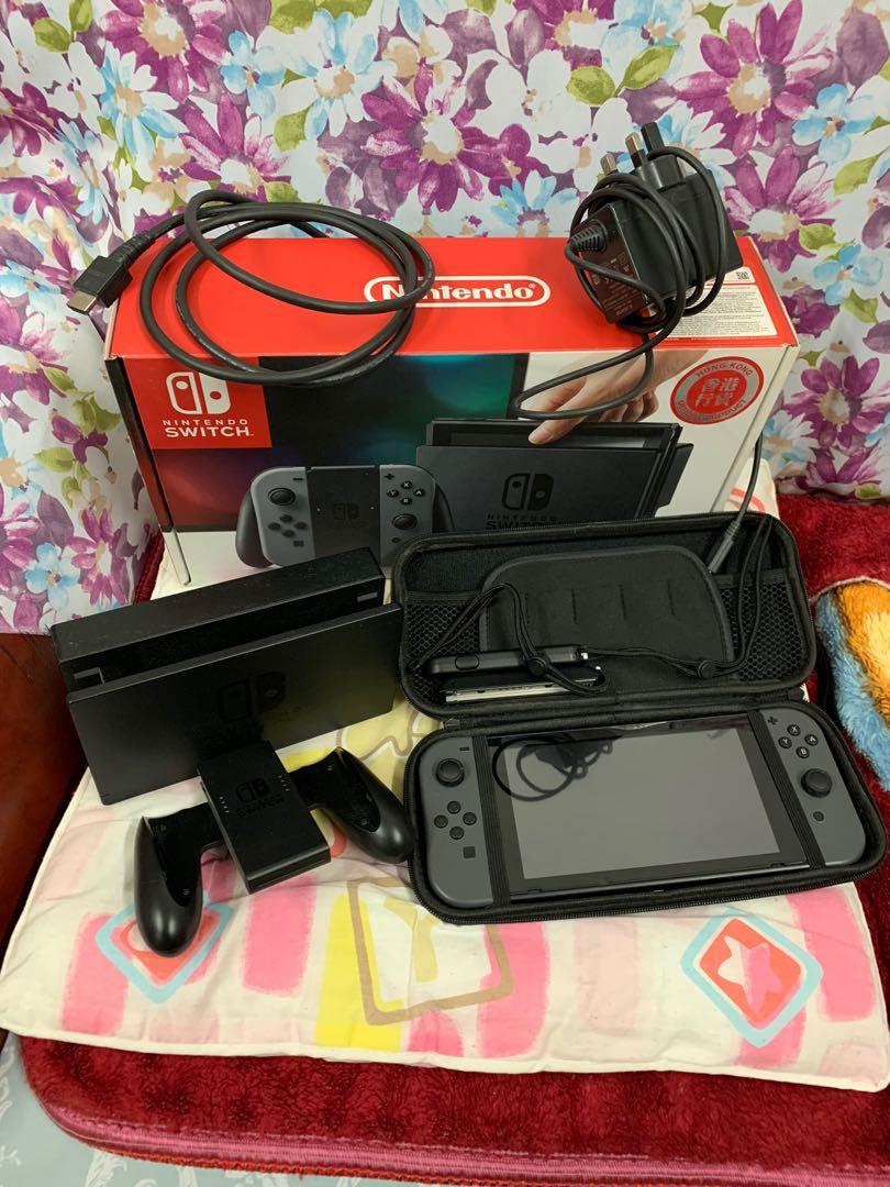 2017年 Switch 型號 HAC-002(UKV), 電子遊戲, 遊戲機配件, 遊戲週邊商品 - Carousell