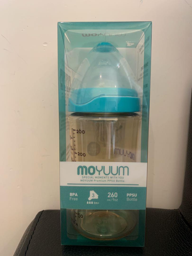 韓國 Moyuum 奶樽一個連6m+嘴兩個, 兒童＆孕婦用品, 護理及餵哺, 護理及餵哺 - 母乳及奶瓶 - Carousell
