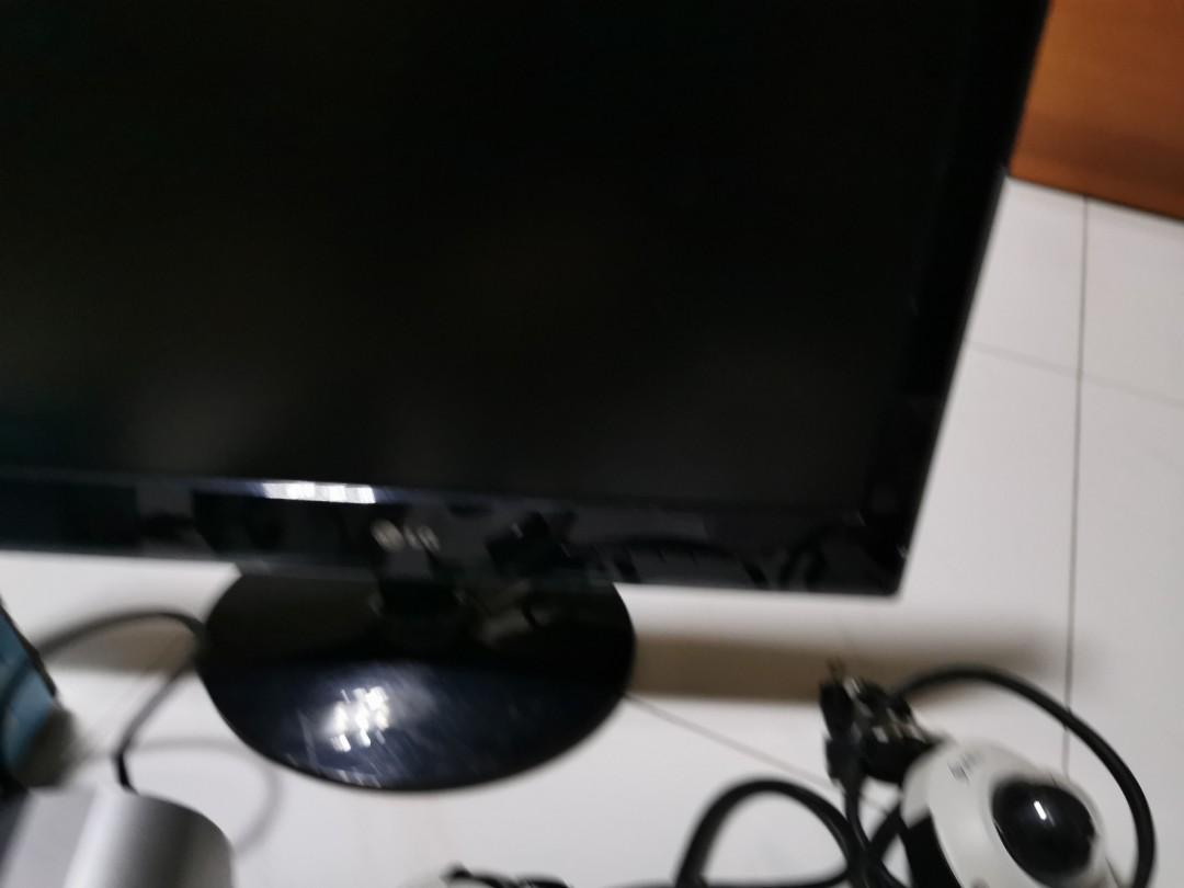 CCTV Equipment; LG 14" monitor and Mounting Bracket, TV & Home ...