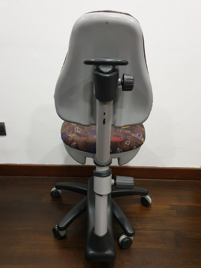 Comf-Pro Ergonomic adjustable chair for kids and teens, Babies & Kids ...