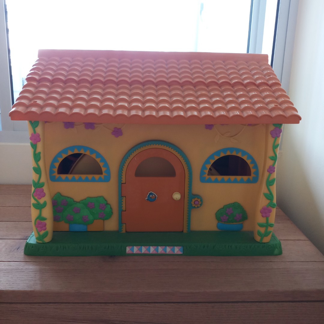 Dora Doll House, Hobbies & Toys, Toys & Games on Carousell