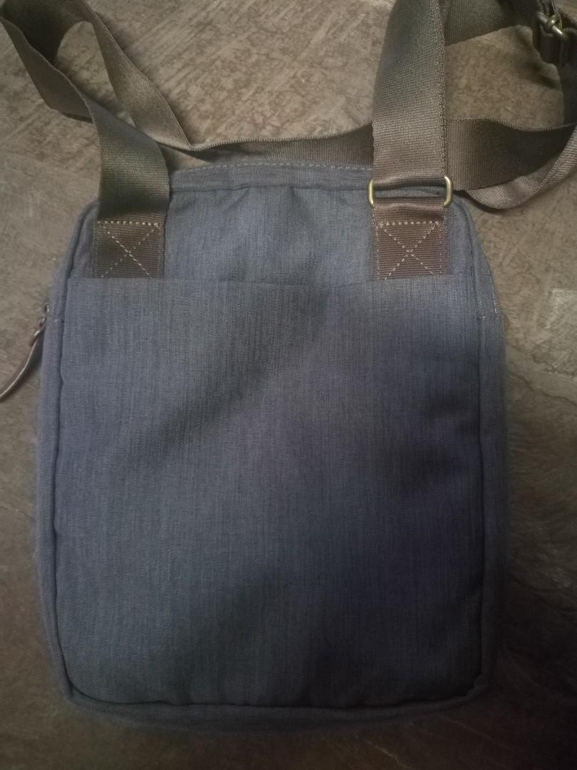 Merrell Jungle Moc Sling Bag, Men's Fashion, Bags, Sling Bags on Carousell