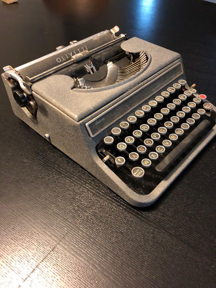 Olivetti studio 42 grey typewriter, Hobbies & Toys, Memorabilia ...
