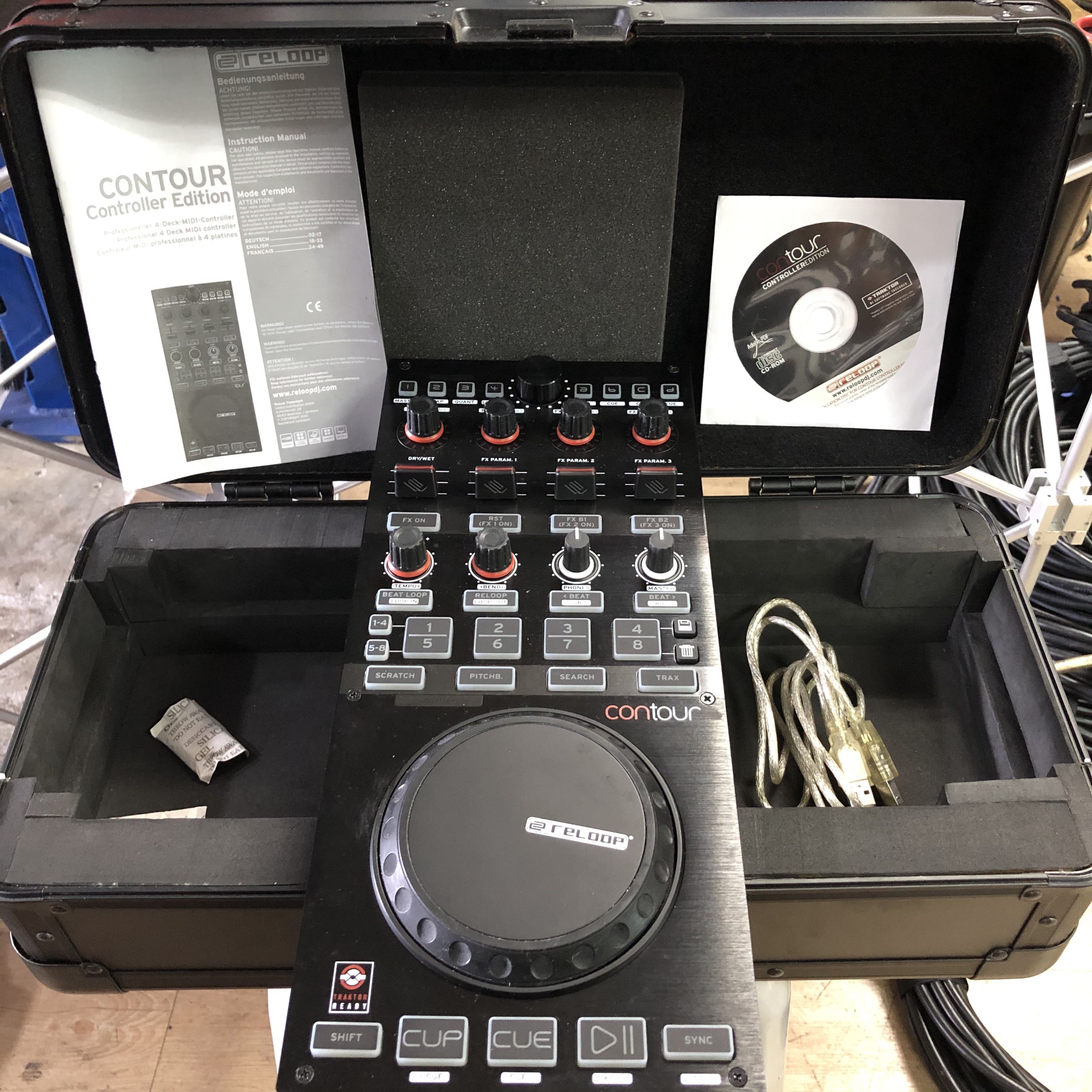 ReLoop - Contour Controller, Hobbies & Toys, Music & Media, Musical ...