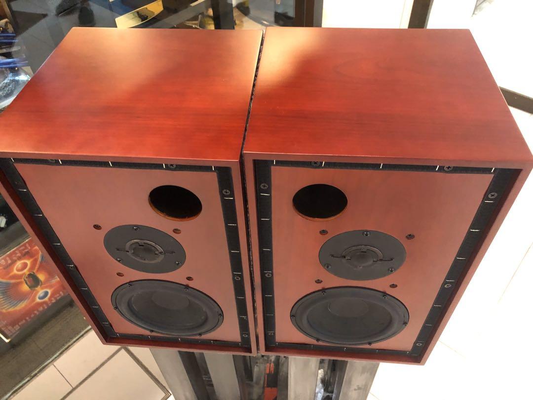 Rogers Monitor 1, stand mount, TV & Home Appliances, TV & Entertainment ...