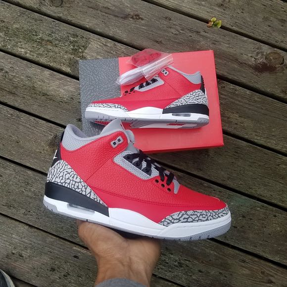 Jordan 3 SE Fire Red, Men's Fashion, Footwear, Sneakers on Carousell