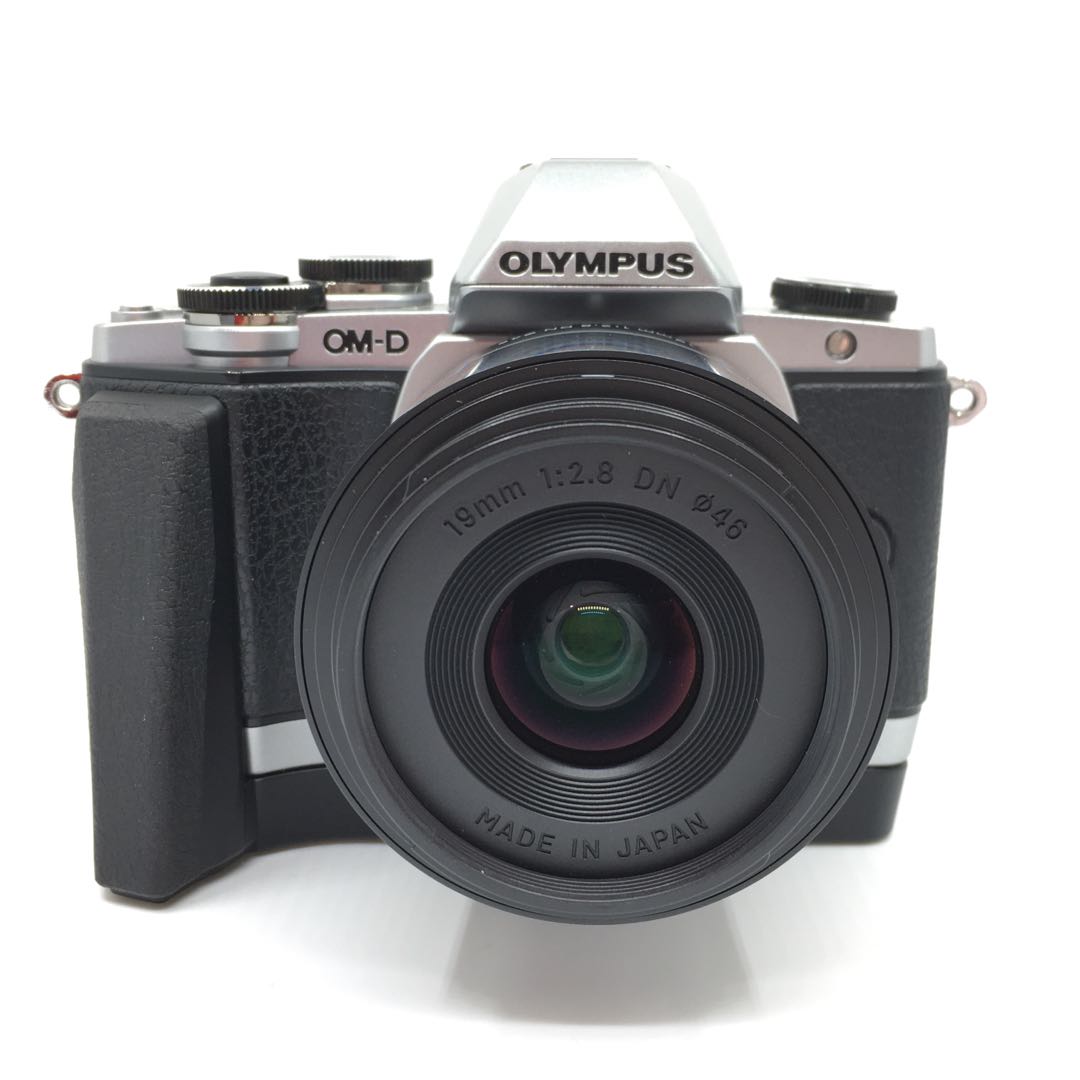 Olympus EM10 + Sigma 19mm F2.8, 攝影器材, 鏡頭及裝備 - Carousell