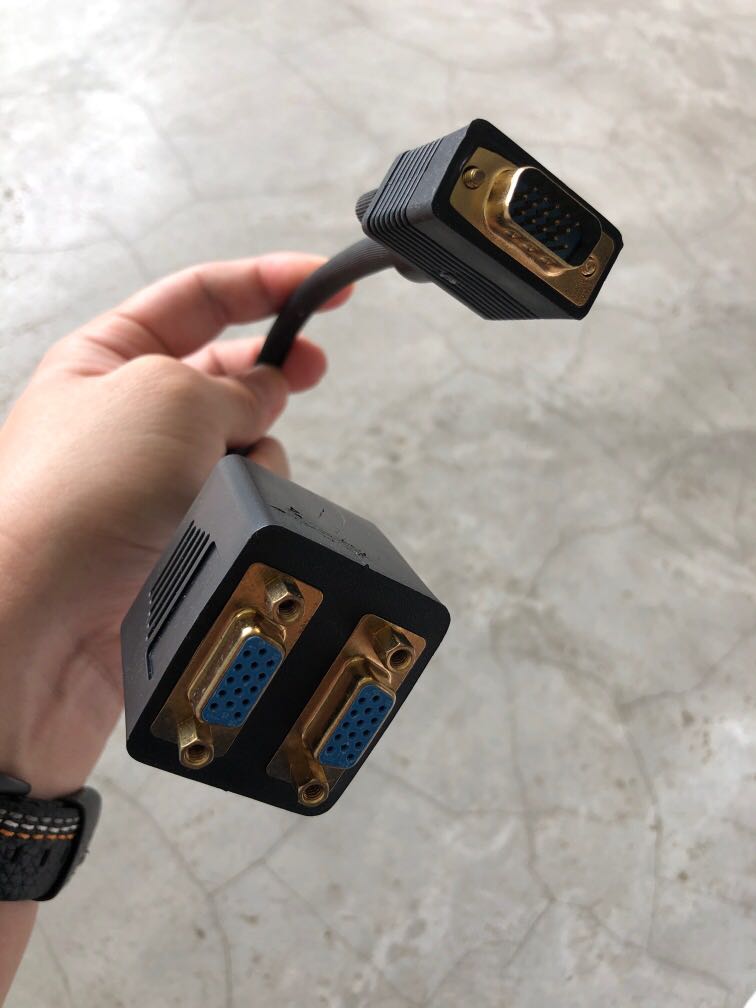 VGA to 2 VGA adapter, Computers & Tech, Parts & Accessories, Cables ...