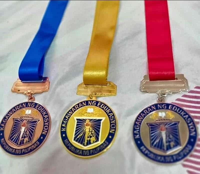 WE RUSH Cheapest manufacturer Kagawaran medals Book and Torch DEPED ...